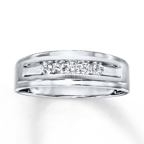 Previously Owned Men's Diamond Wedding Band 1/4 ct tw 10K White Gold | Kay Previously Owned Men's Diamond Wedding Band 1/4 ct tw 10K White Gold | Kay