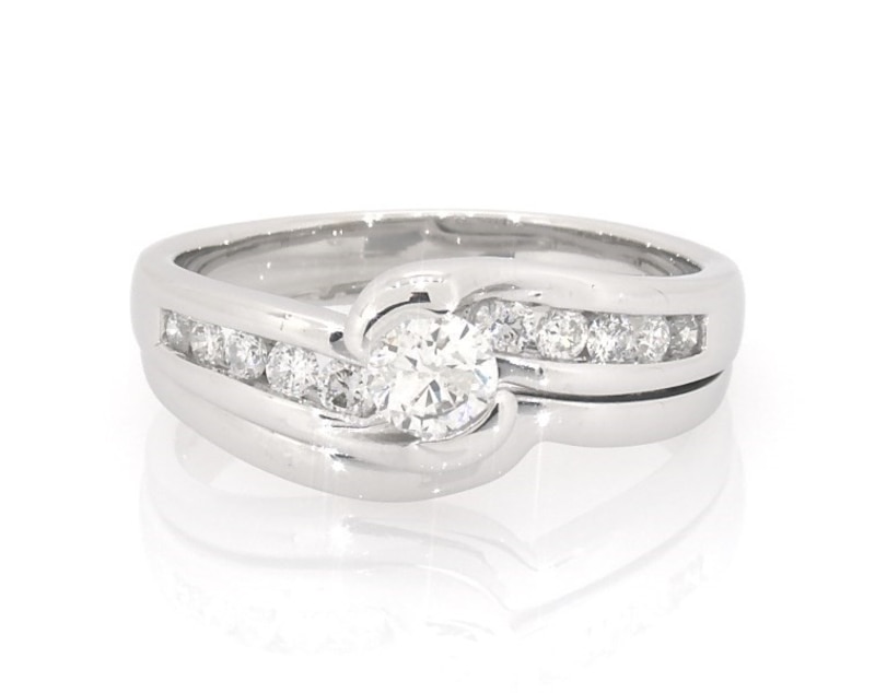Previously Owned Round-Cut Diamond Bypass Bridal Set 5/8 ct tw 14K ...